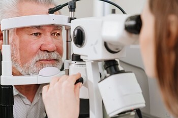 What to Expect After Retinal Tear Surgery? All You Need To Know